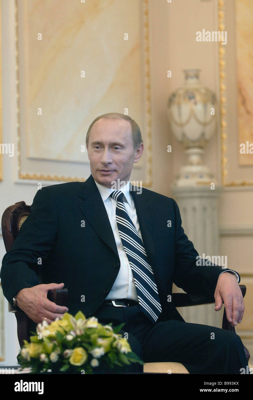 Russian President Vladimir Putin receiving Henry Kissinger former U S ...