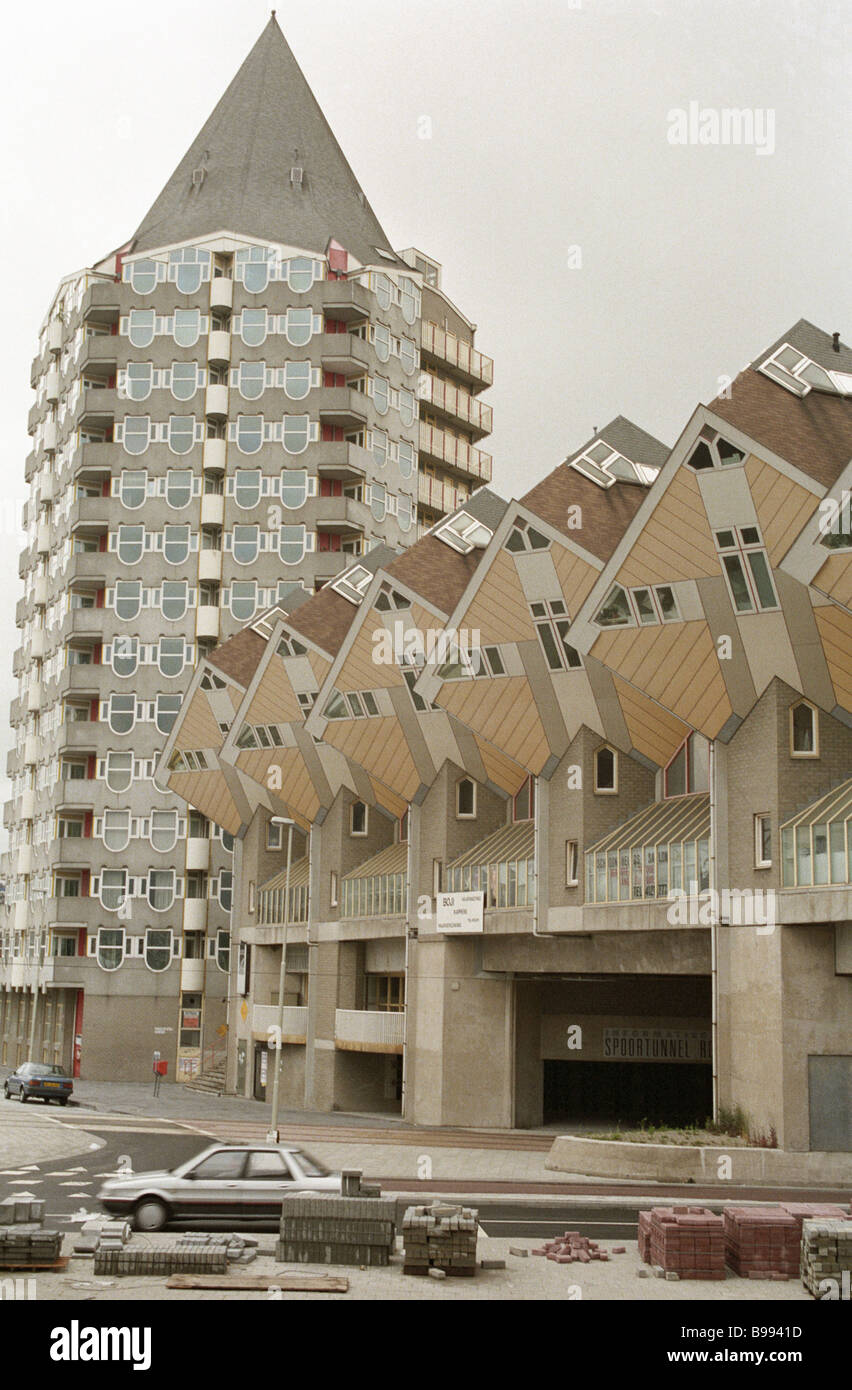 Peculiar houses in Rotterdam Stock Photo - Alamy