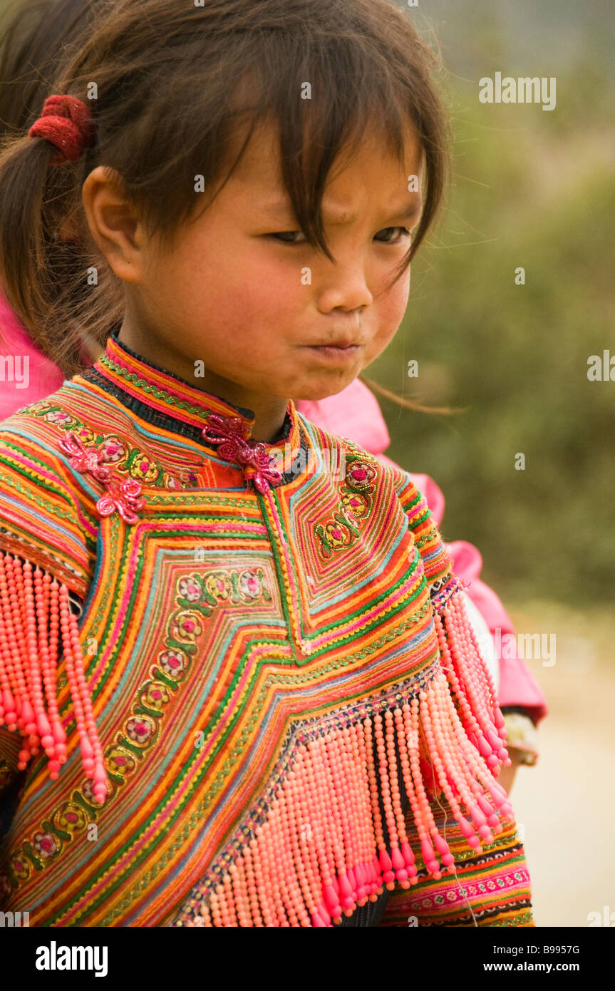 Hmong girl hi-res stock photography and images - Alamy