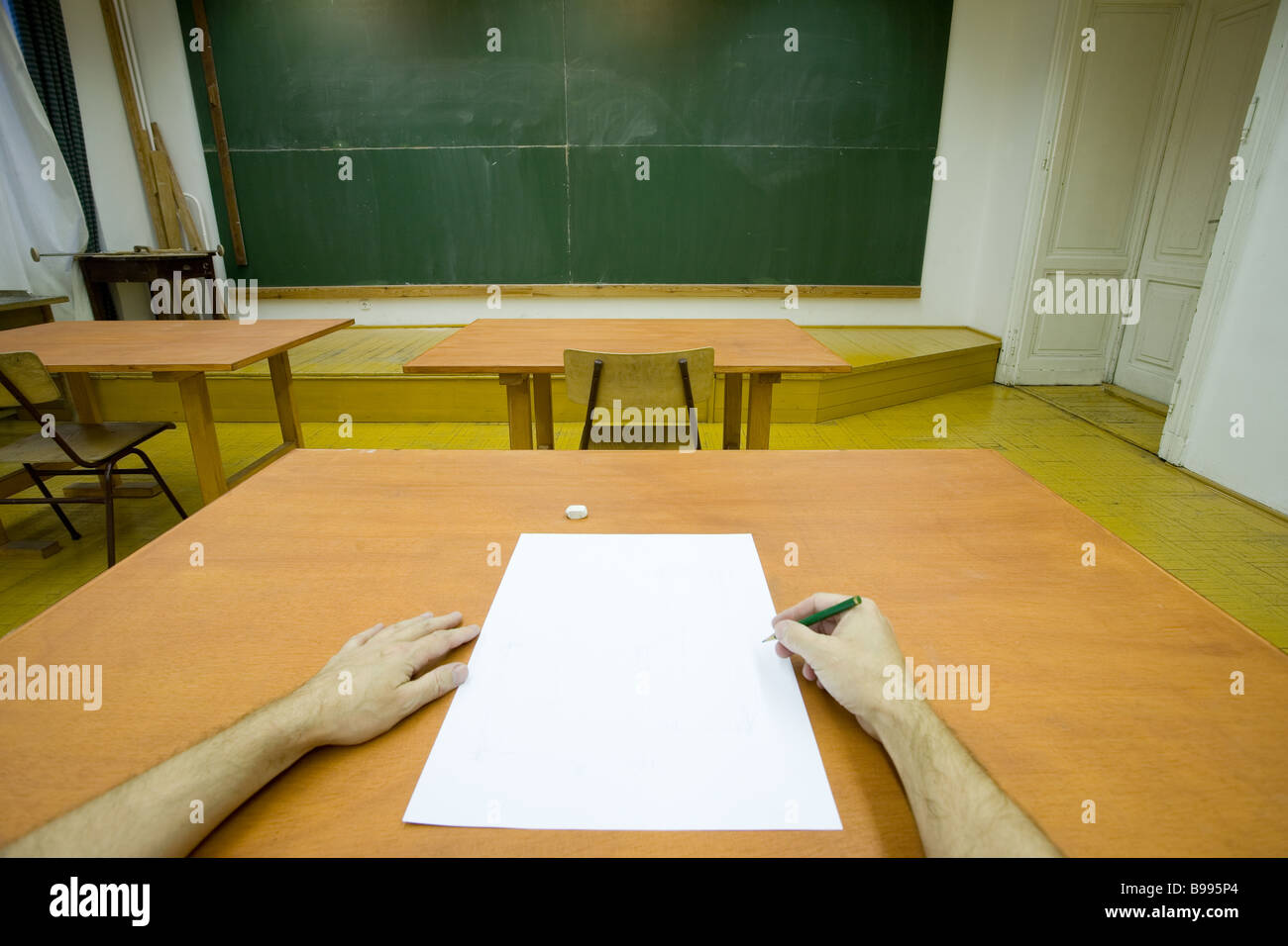 empty classroom horizontal view Stock Photo - Alamy