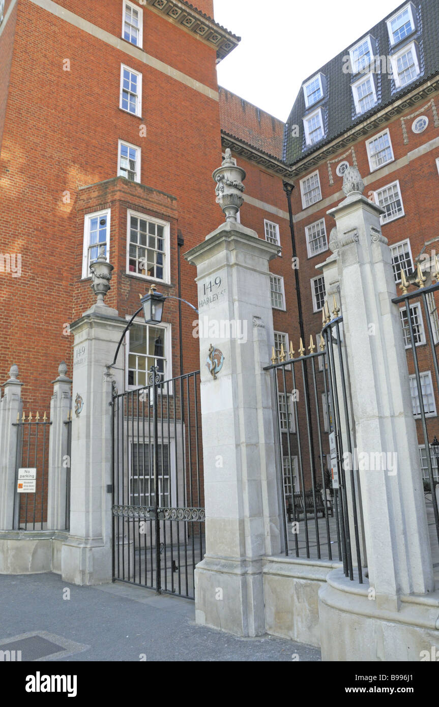 Harley Street London W1 England UK Stock Photo - Alamy