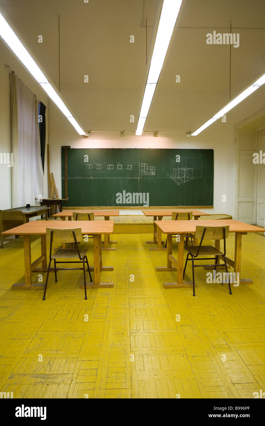 empty classroom vertical image Stock Photo - Alamy