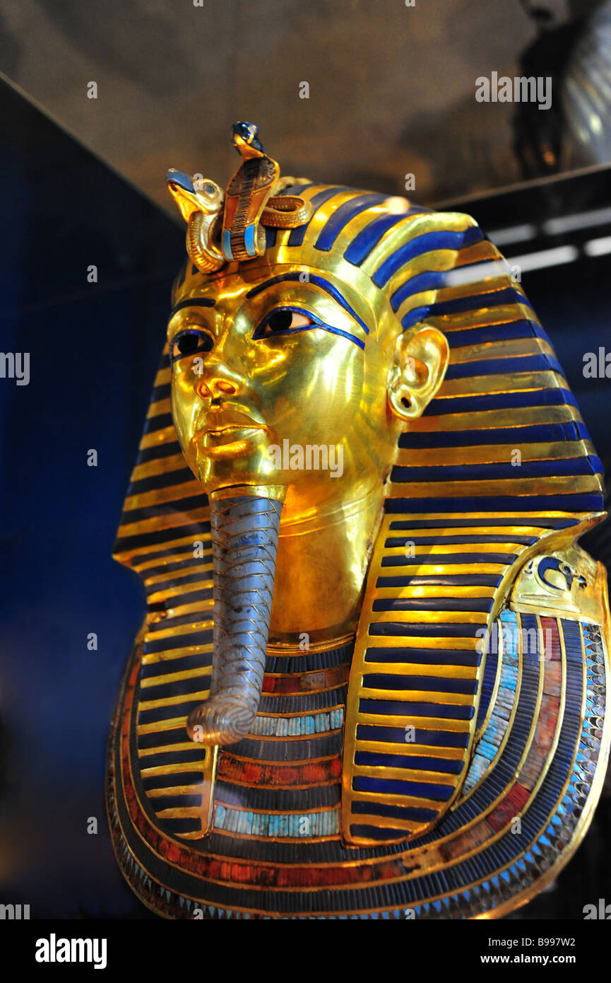 Tutankhamun hi-res stock photography and images - Alamy