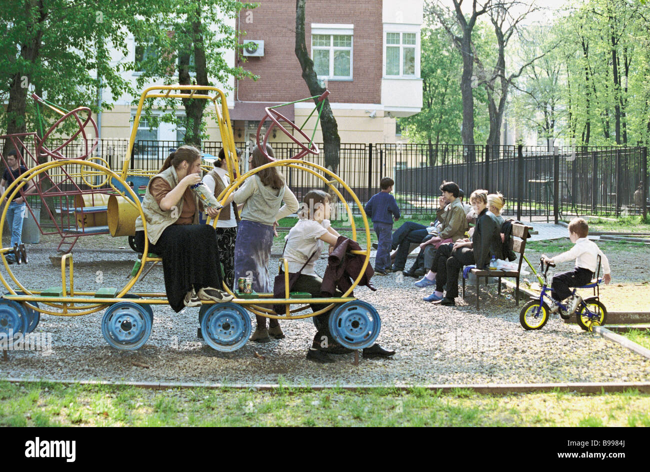 Playground in a Moscow backyard Stock Photo - Alamy