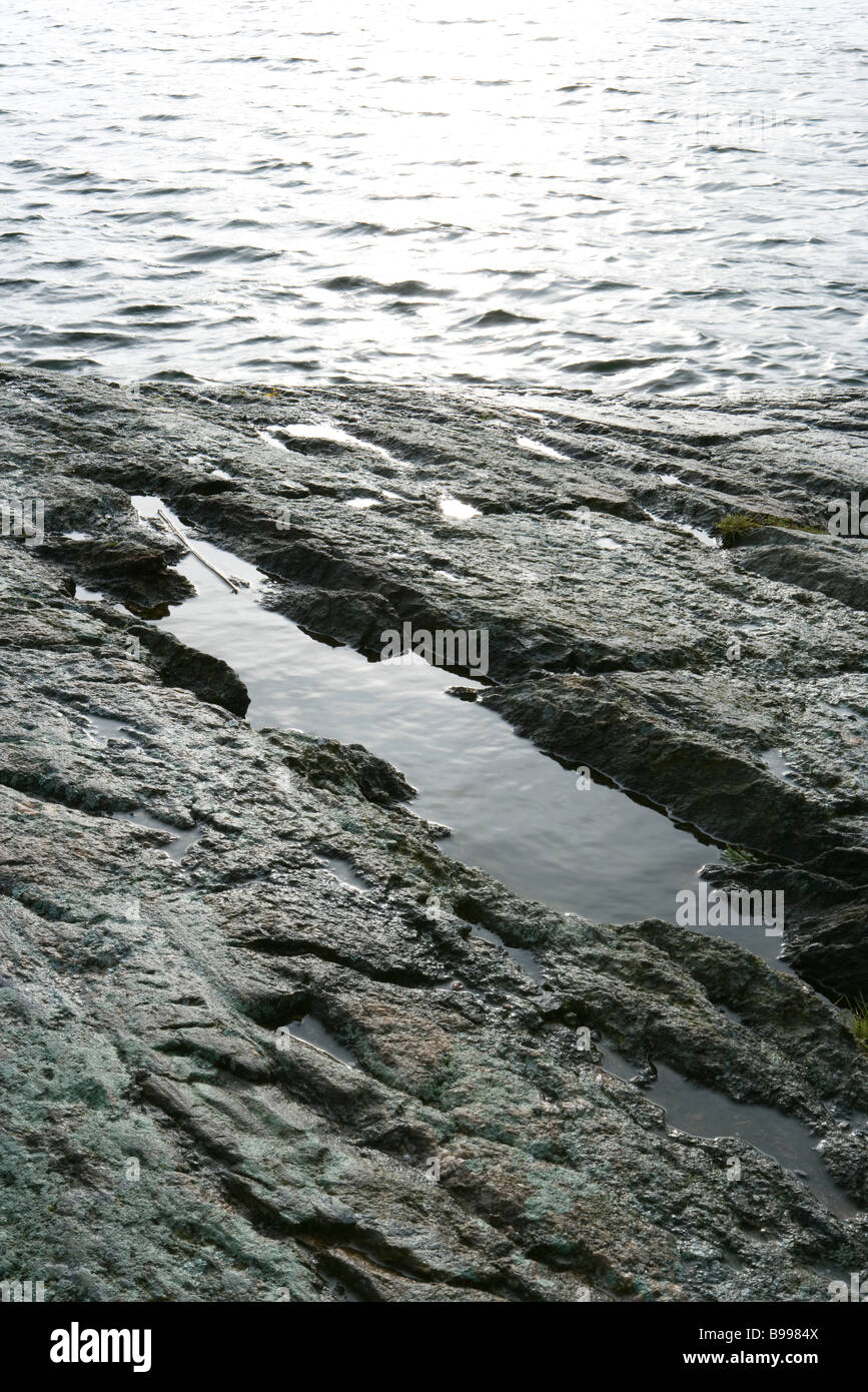 Close up shot rocky lake hi-res stock photography and images - Alamy