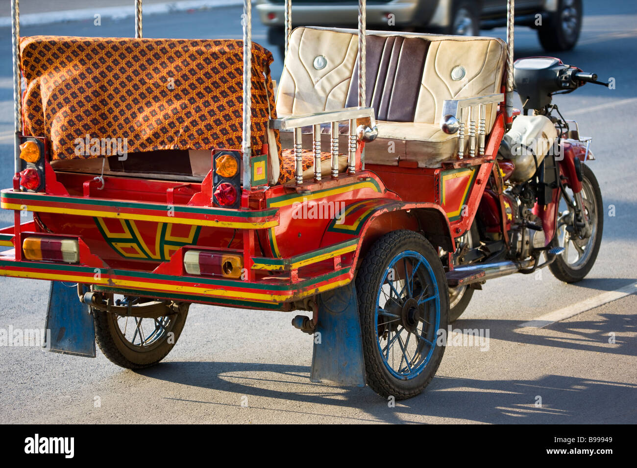 Taxi Rickshaw Phnom Penh Cambodia Stock Photo - Alamy