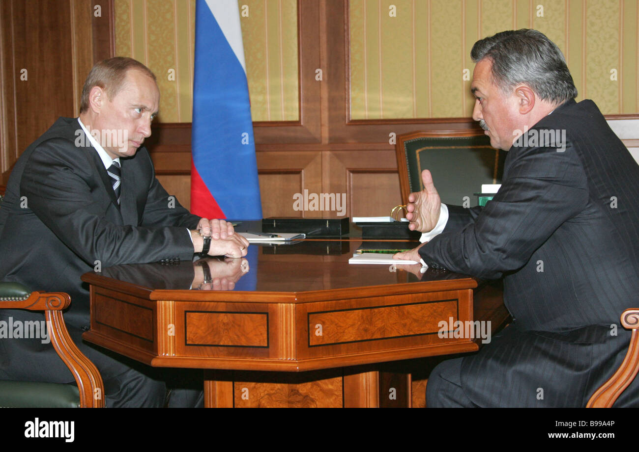 Russian President Vladimir Putin and his plenipotentiary in the Far ...