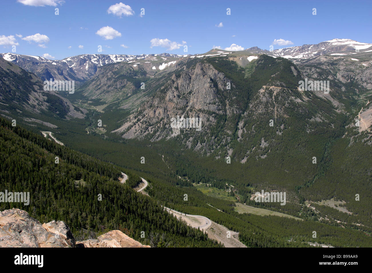 Beartooth pass hi-res stock photography and images - Alamy