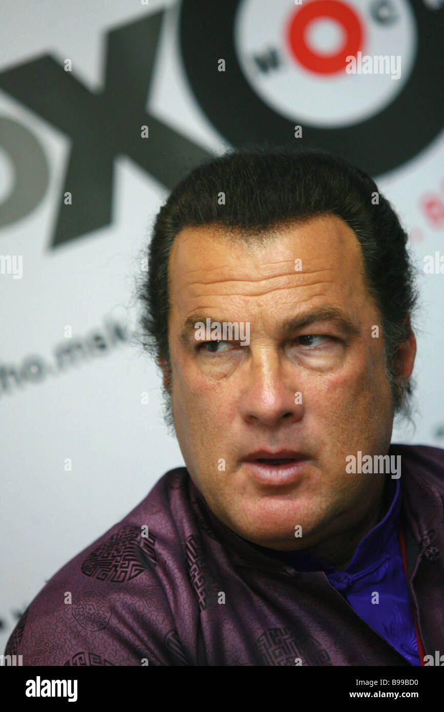 American actor Steven Seagal at the Moscow news conference Stock Photo ...