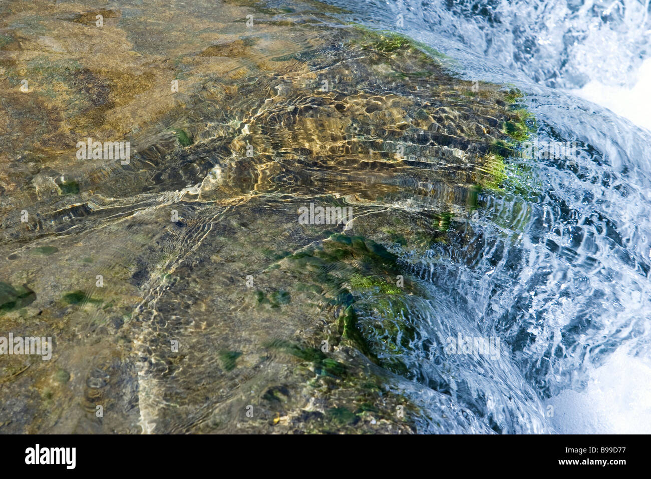 Close up shot water streams hi-res stock photography and images - Alamy