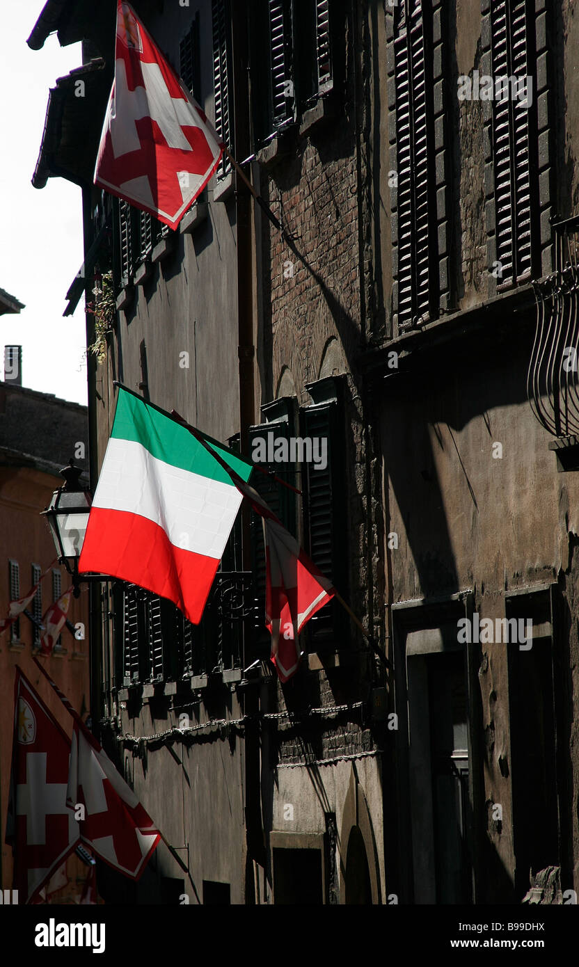 Piazza tricolore hi-res stock photography and images - Alamy