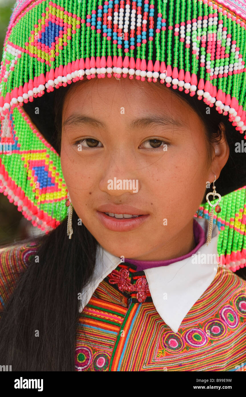 portrait of a Flower Hmong girl in Cau Son near Bac Ha Vietnam Stock ...