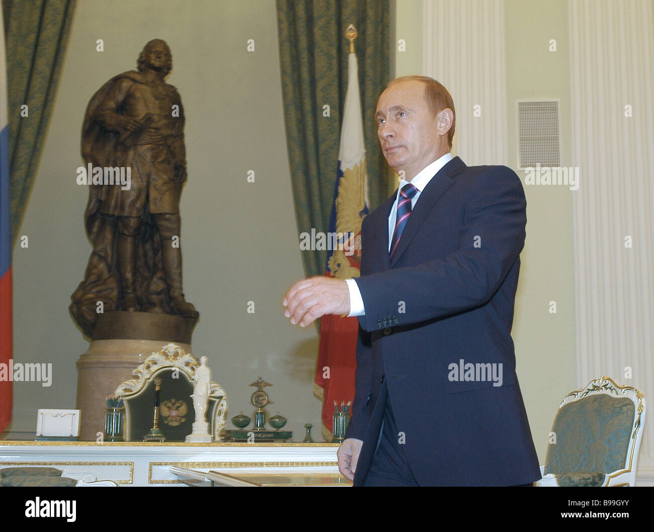Federal President Vladimir Putin before meeting with Azerbaijani ...