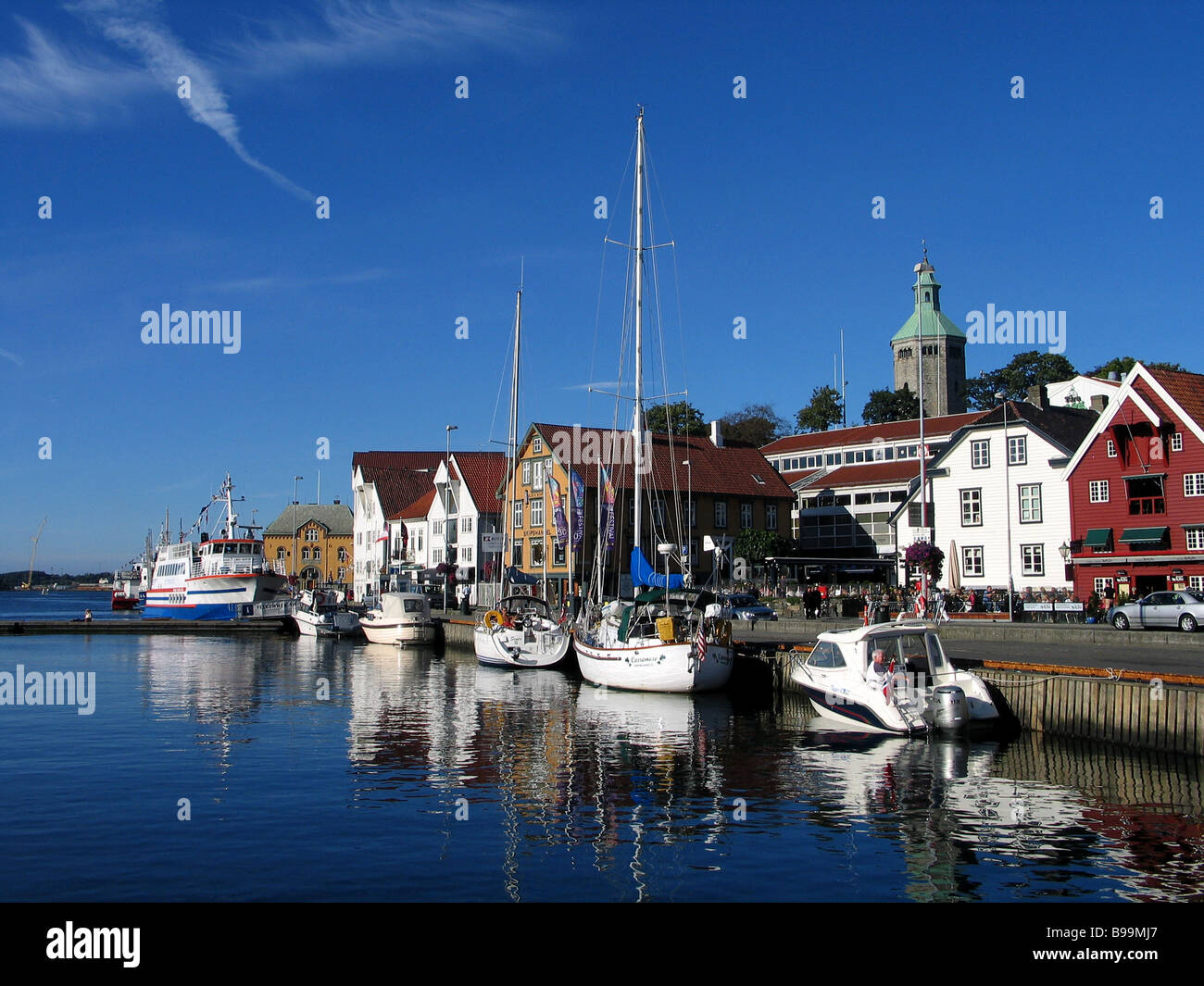 Stavanger sea waterfront boats hi-res stock photography and images - Alamy