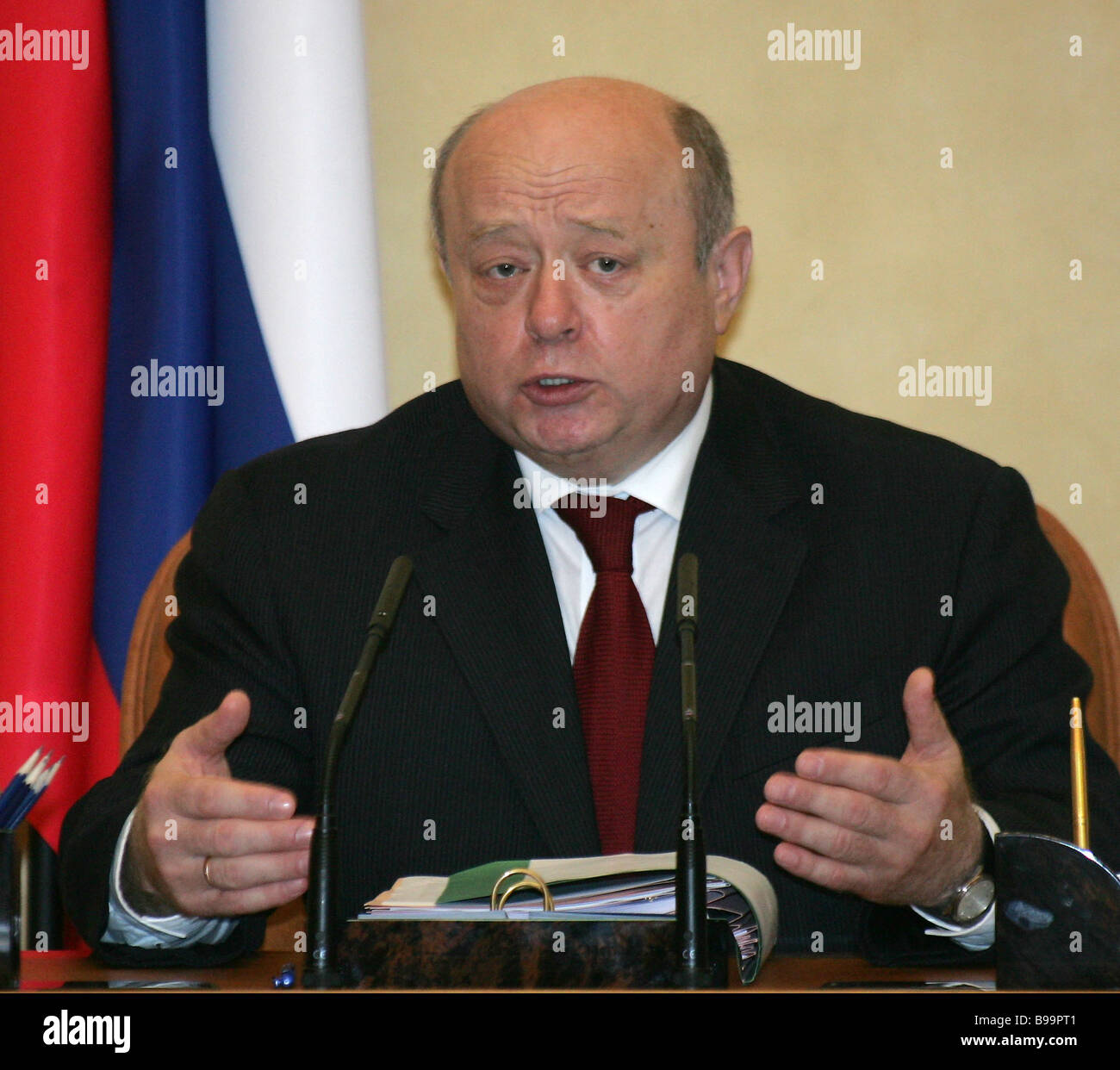 Prime Minister Mikhail Fradkov at the cabinet session Stock Photo - Alamy