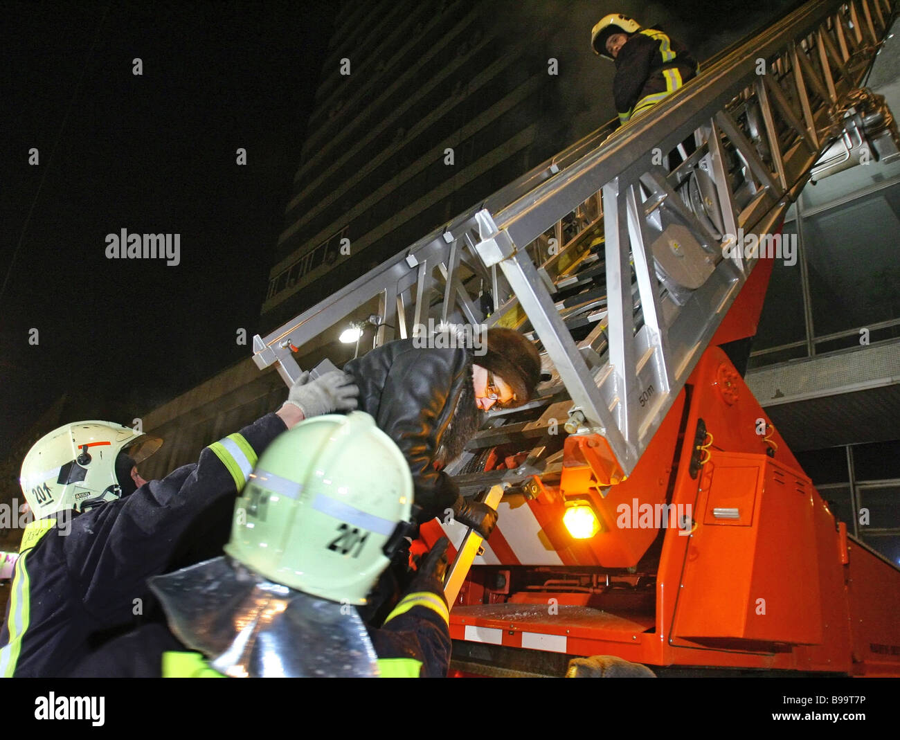 Building Burning High Resolution Stock Photography and Images - Alamy