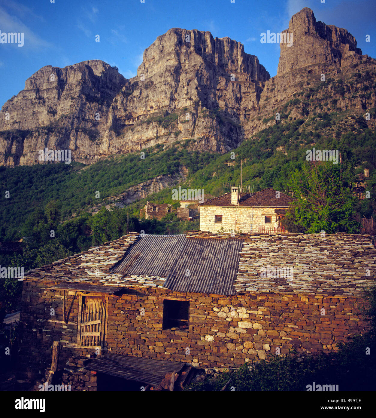 Mikro papingko hi-res stock photography and images - Alamy