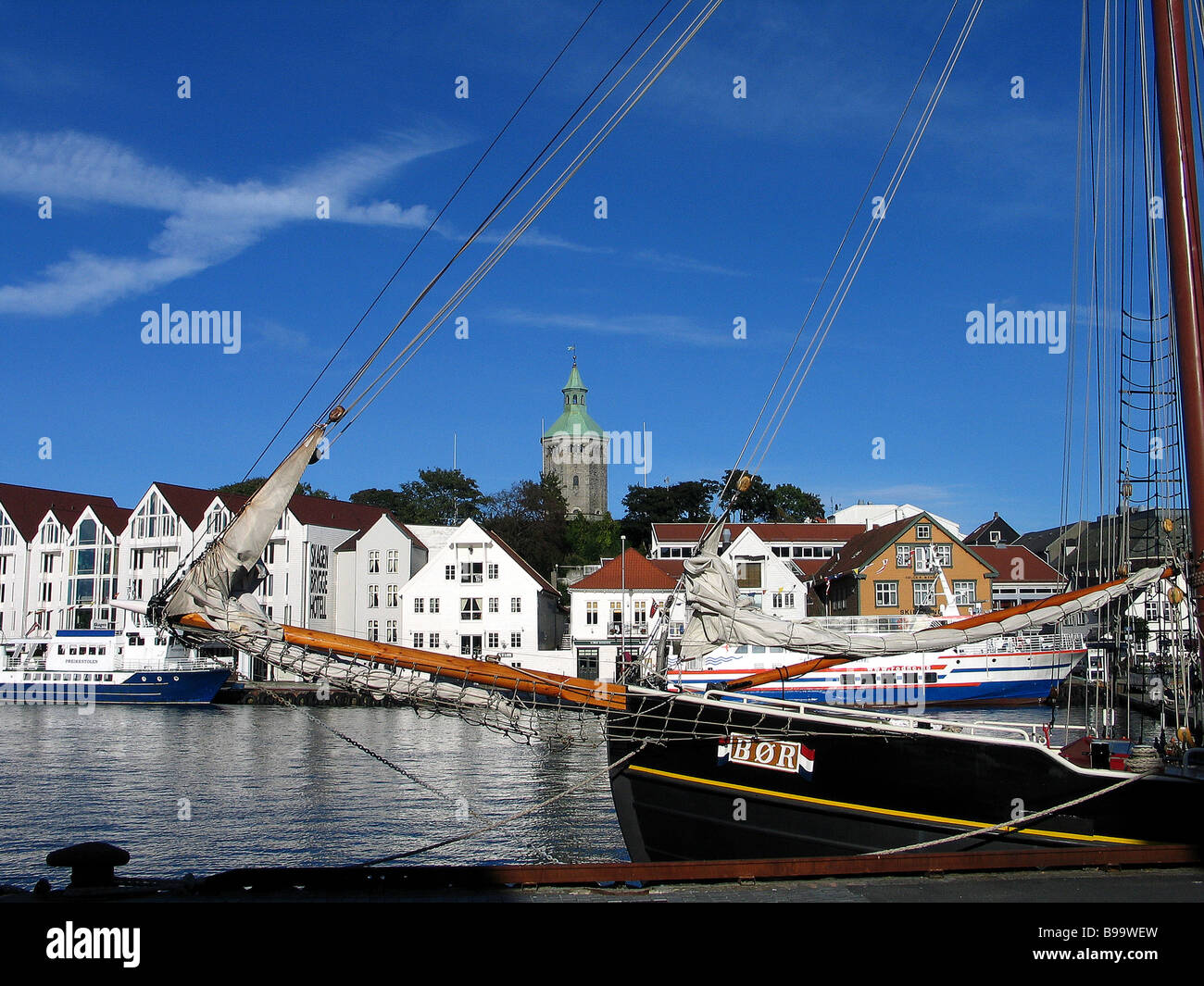 Stavanger sea waterfront houses hi-res stock photography and images - Alamy