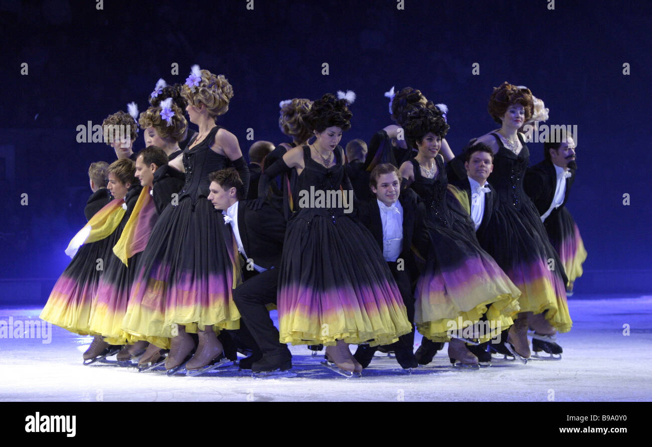 Peter Pan on Ice show Luzhniki Stock Photo - Alamy
