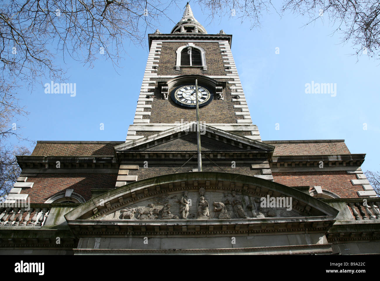 St Mary's church, Upper Street, Islington, London Stock Photo - Alamy