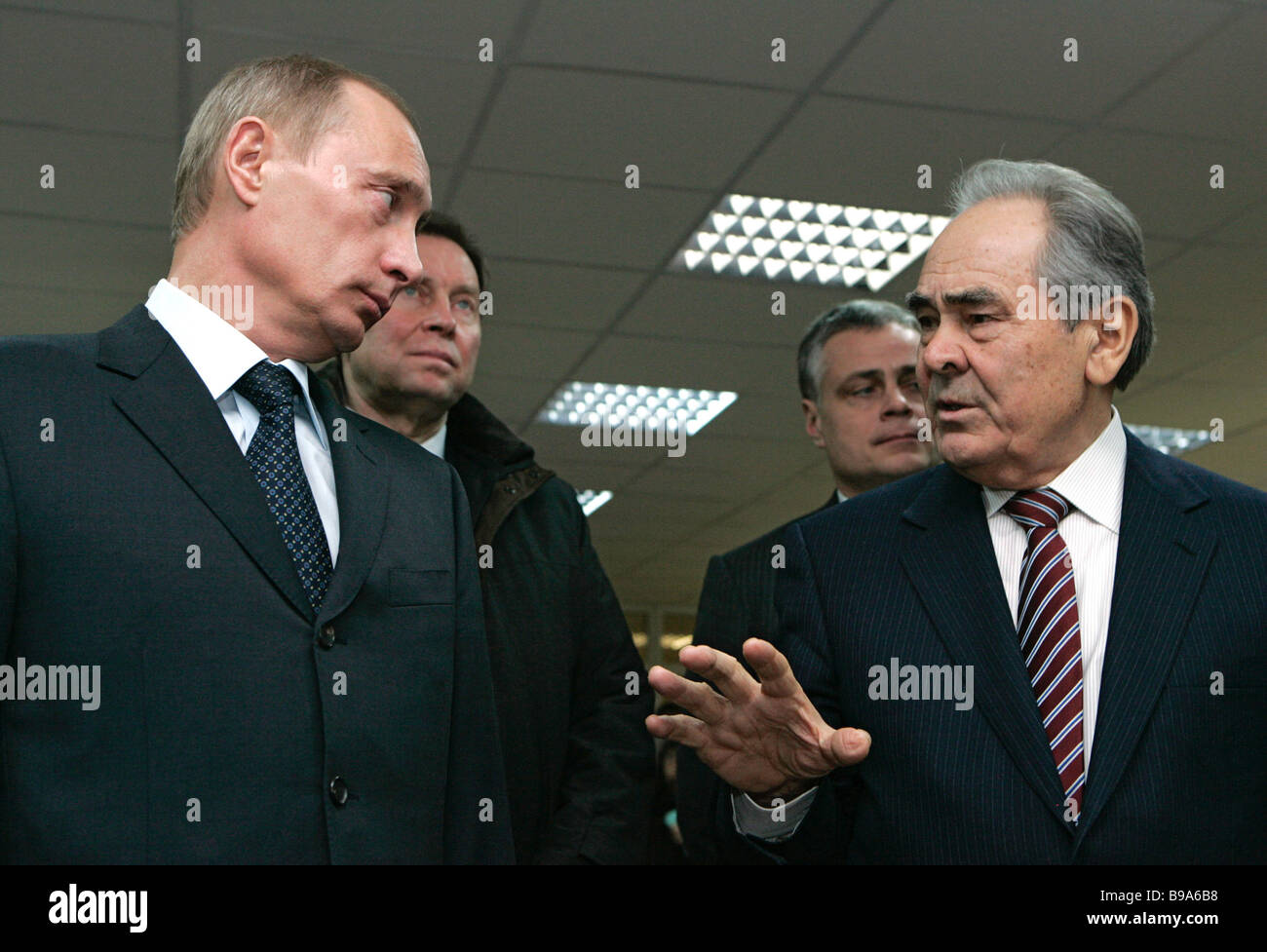 Russian President Vladimir Putin Tatarstan s President Mintimer ...
