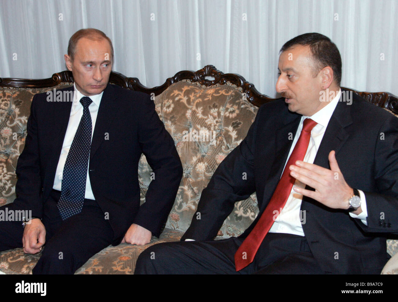 Russia s President Vladimir Putin on an official visit to Azerbaijan ...