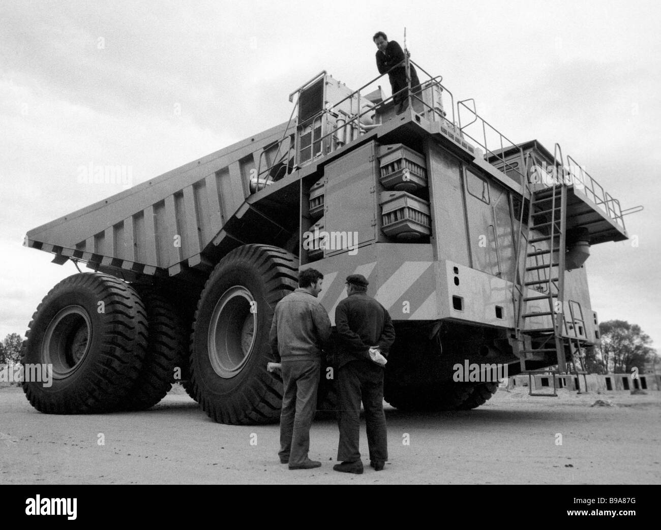 A 280 ton Belaz 7550 super heavy truck being produced at the Belarusian ...
