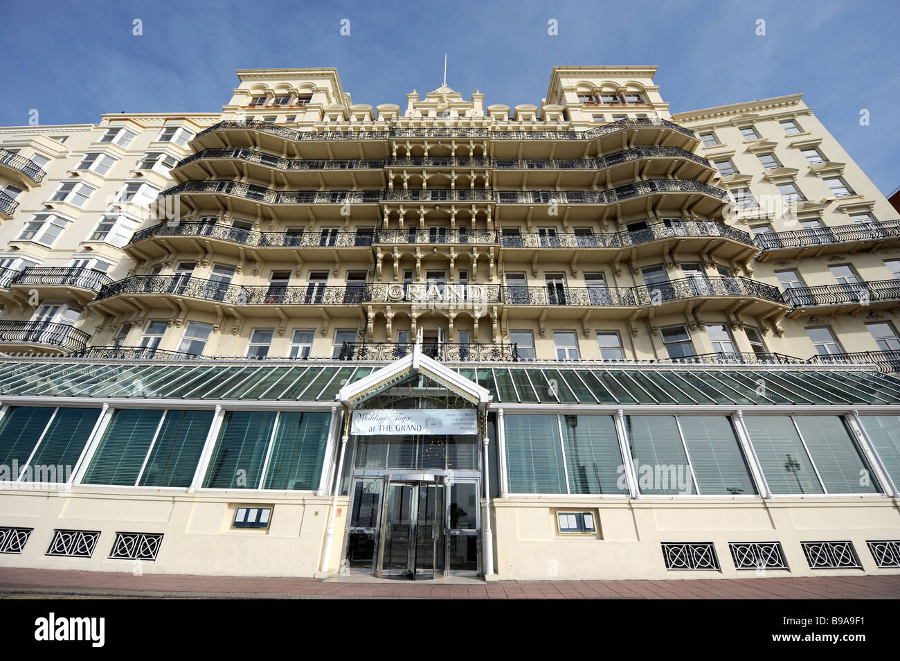 Grand hotel brighton uk hi-res stock photography and images - Alamy