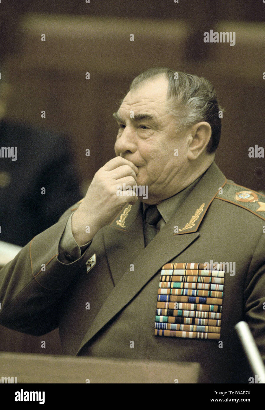 Soviet Defense minister Dmitry Yazov speaks at the 4th session of the ...