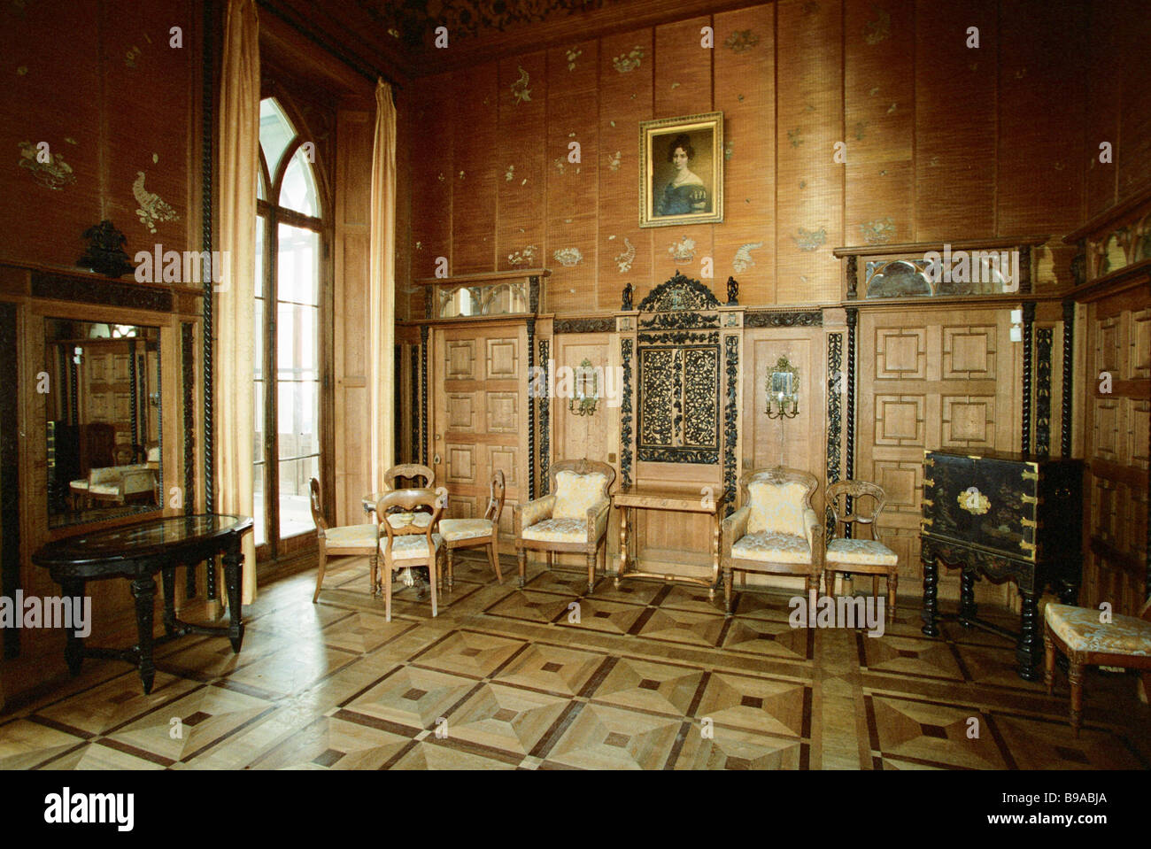 One of the halls of Vorontsovsky palace built by architect Eduard Blor ...