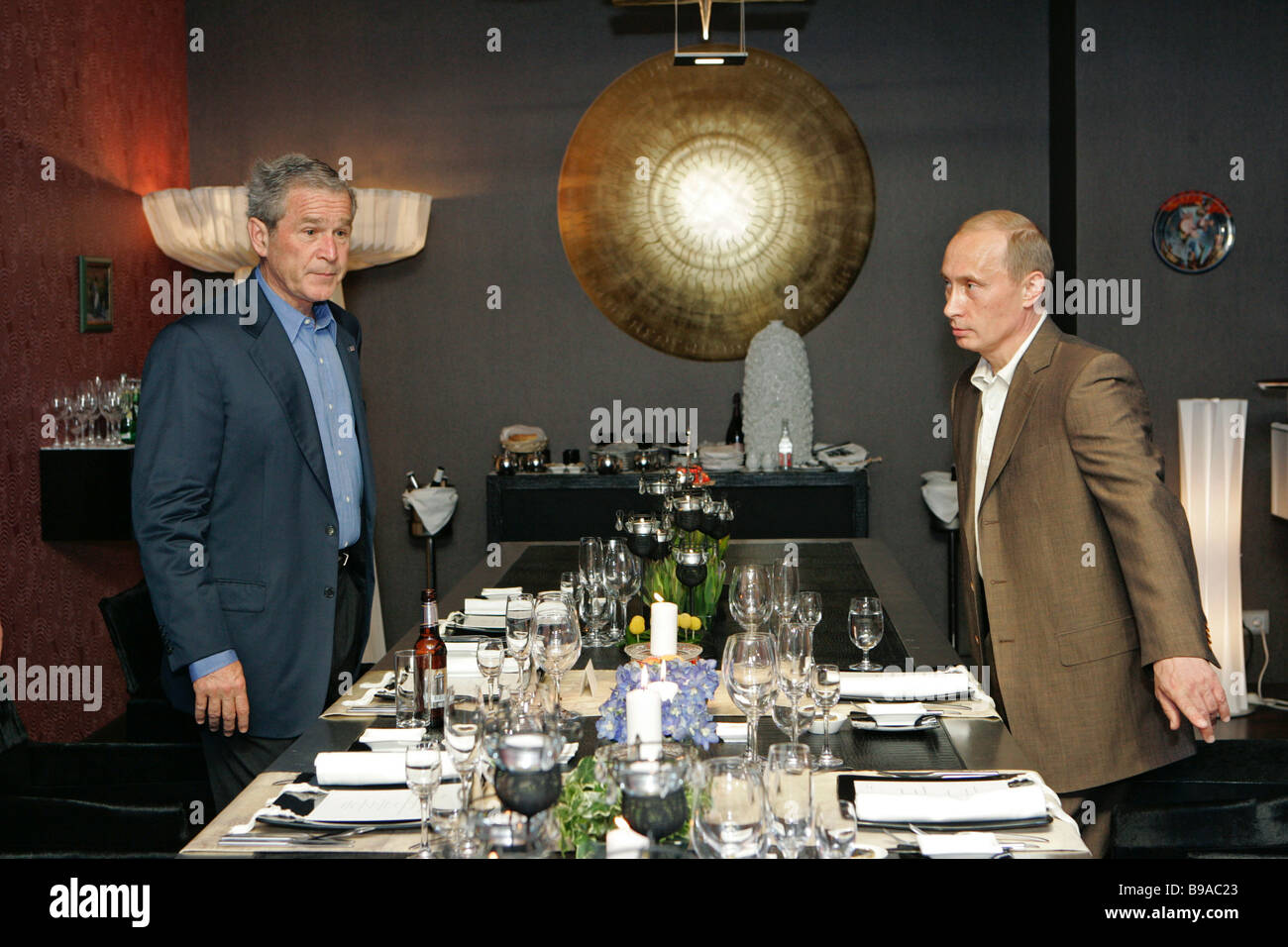 American and Russian Presidents George Bush and Vladimir Putin left to ...