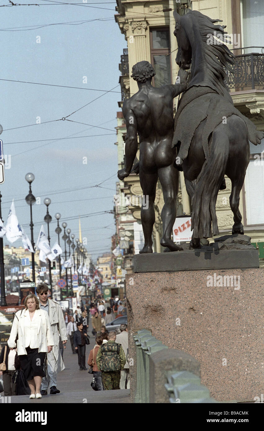 Sculpture on Anichkov bridge Stock Photo - Alamy