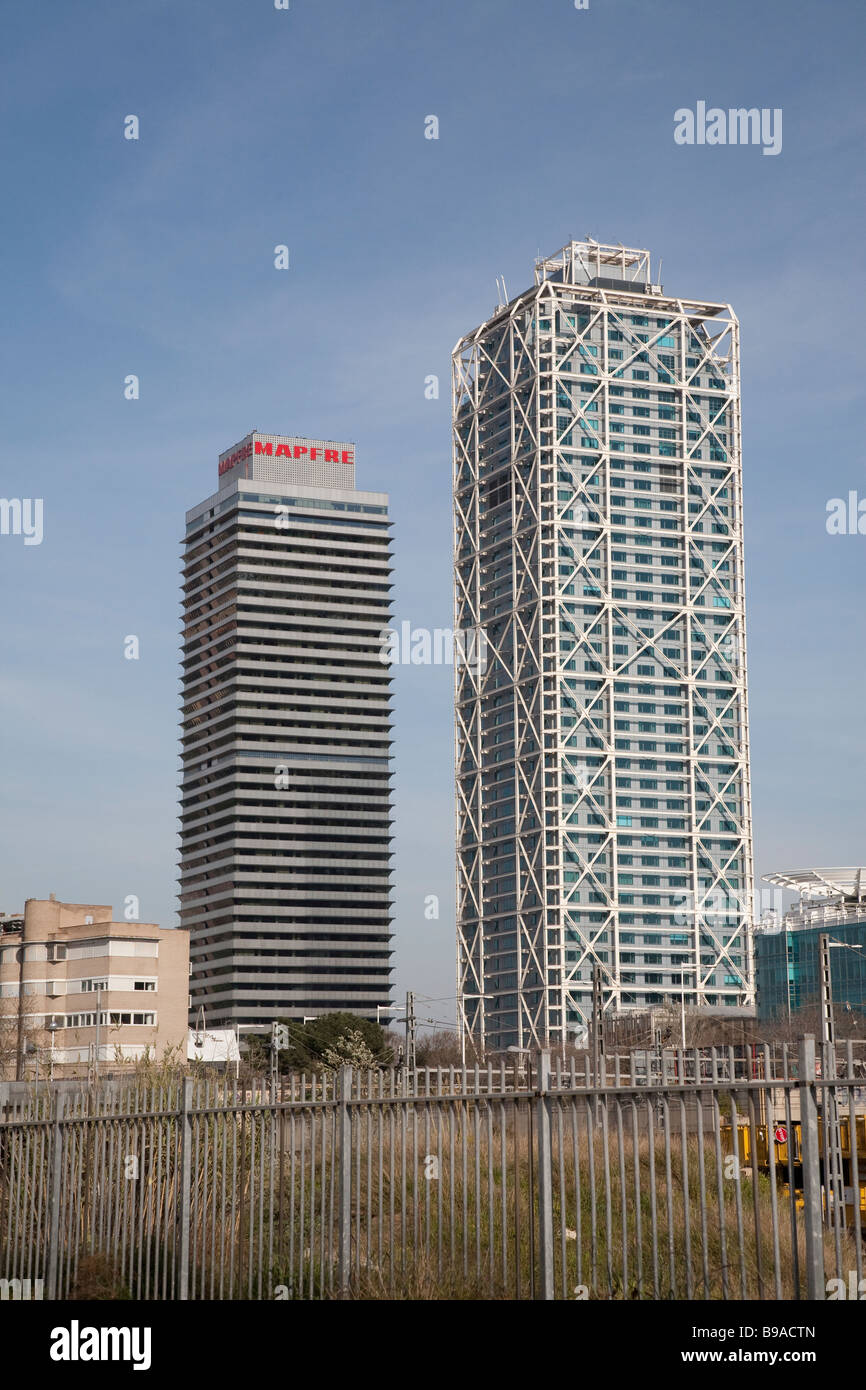 Torre mapfre skyscraper hi-res stock photography and images - Alamy