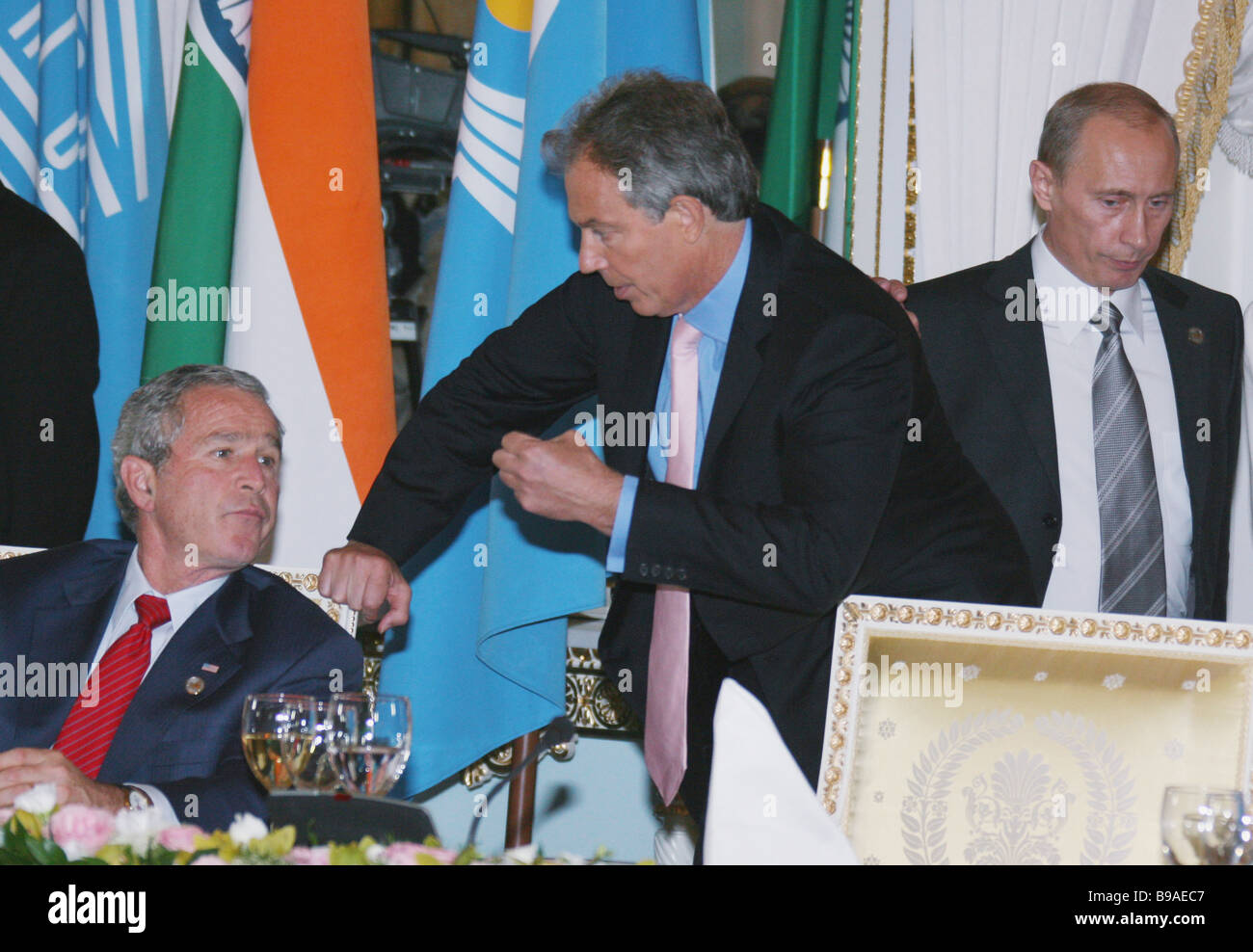 The working lunch of the G8 leaders invited leaders and heads of ...