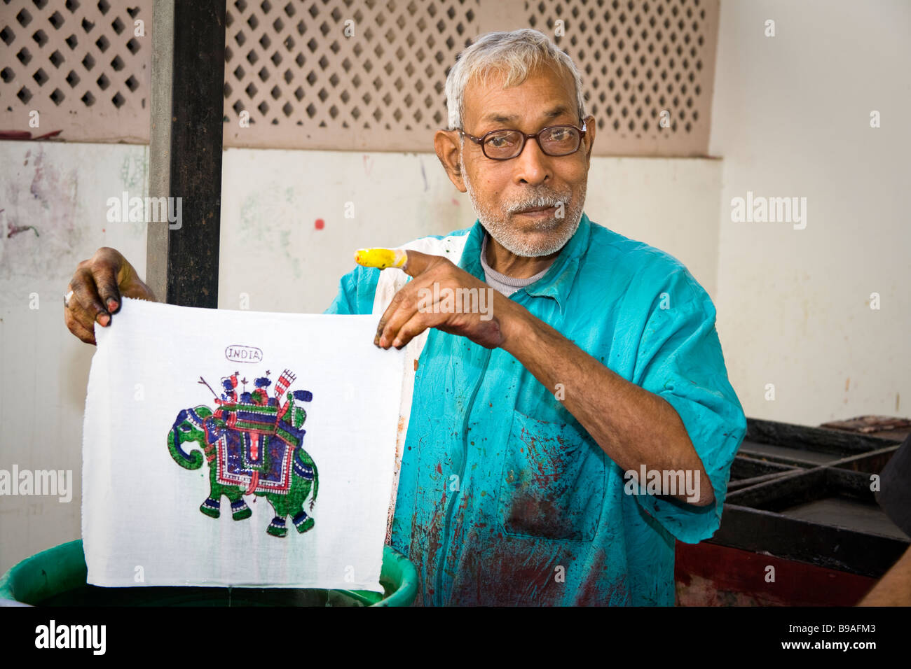 Man holding elephant block print, Sanganer, near Jaipur, Rajasthan ...