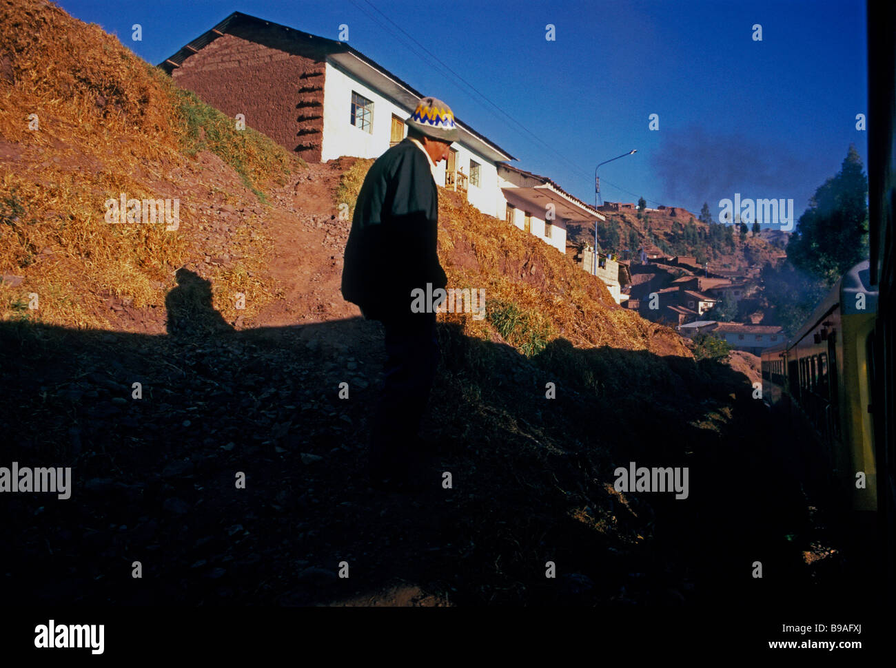 Peruvian quechua people adult man hi-res stock photography and images ...