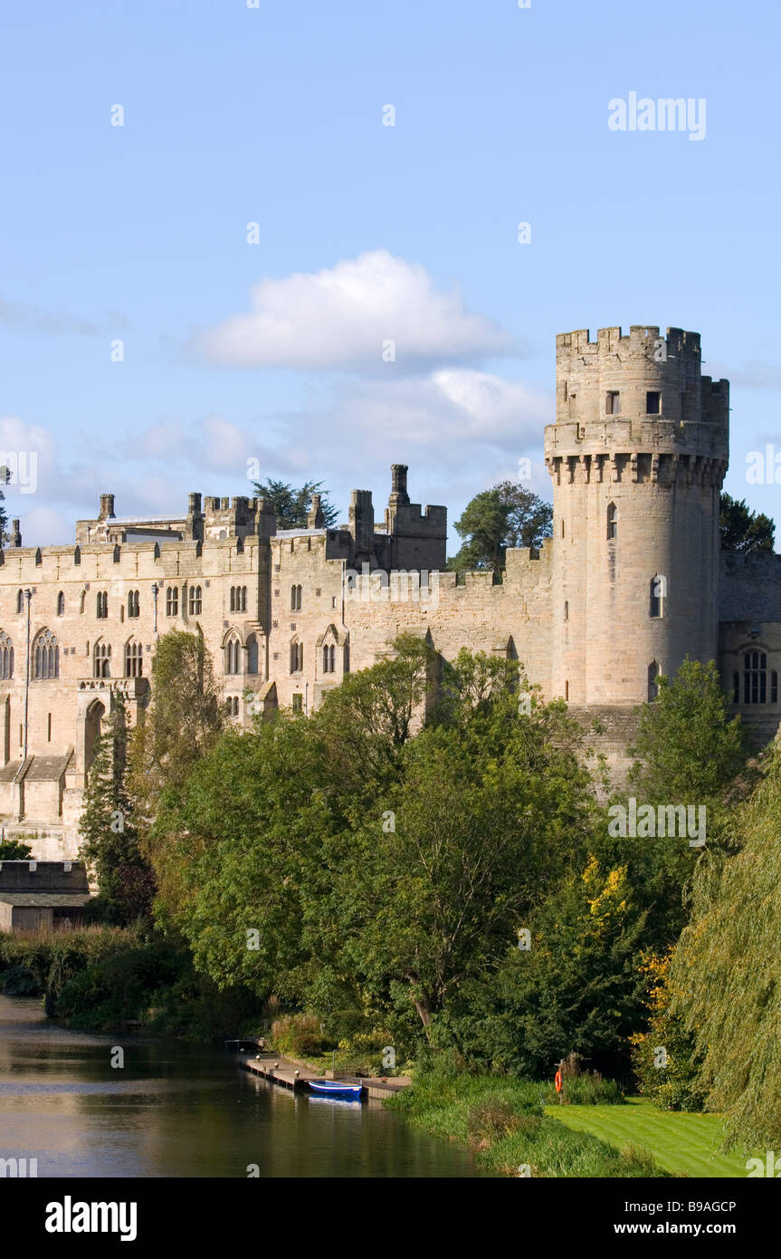 Walled castles of england hi-res stock photography and images - Alamy