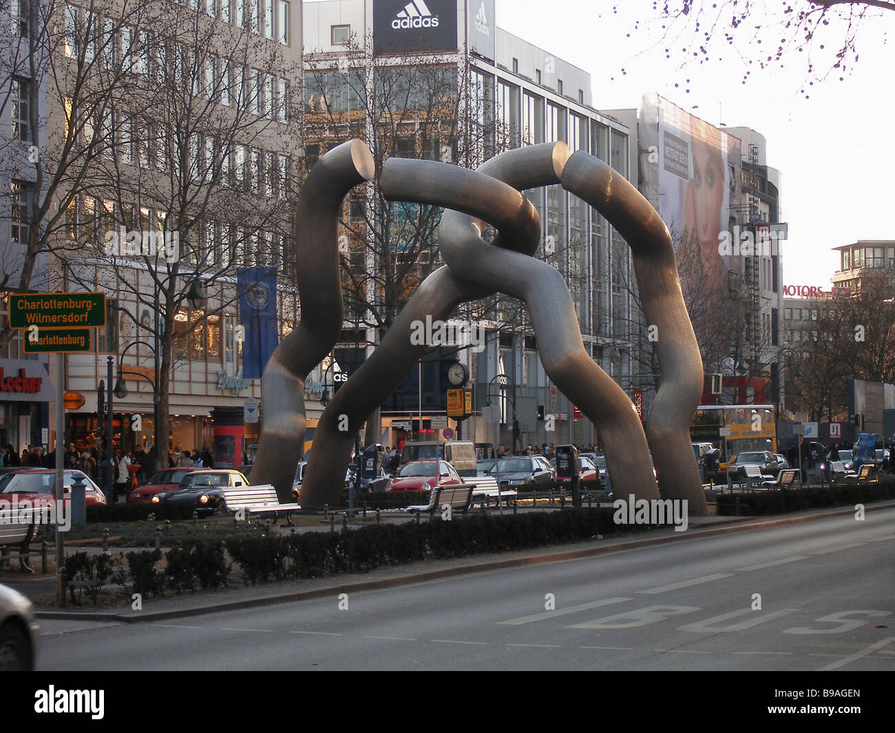 This sculpture symbolizes Berlin in its unity that goes hand in hand ...