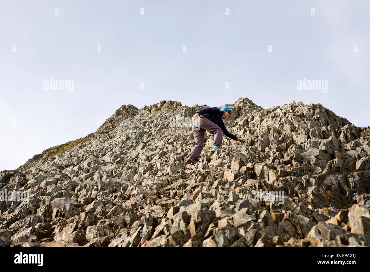 Crib goch snowdon scrambling hi-res stock photography and images - Alamy
