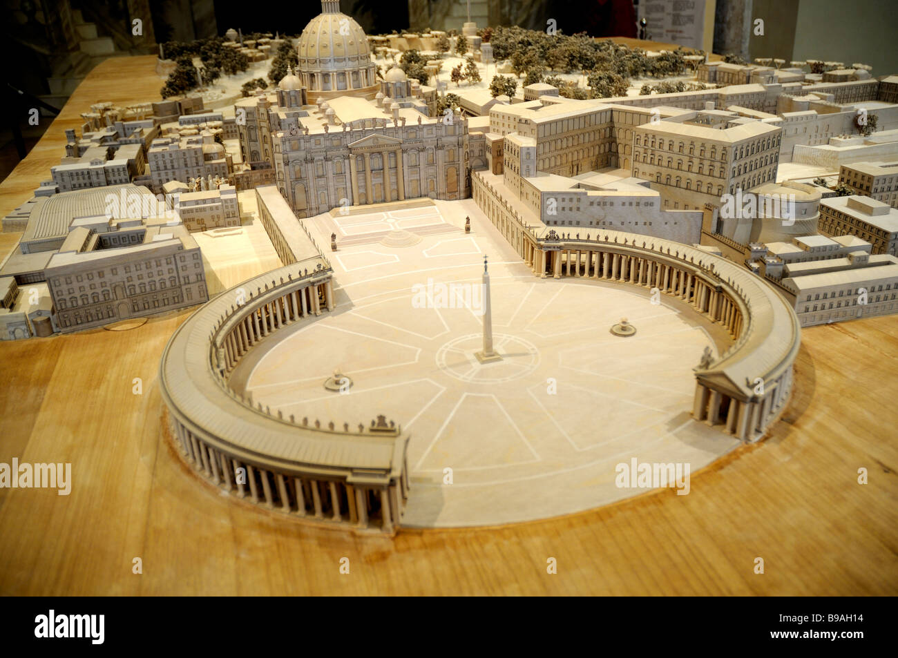 Model of St Peter’s Basilica and St Peter’s Square in Rome Italy Stock ...