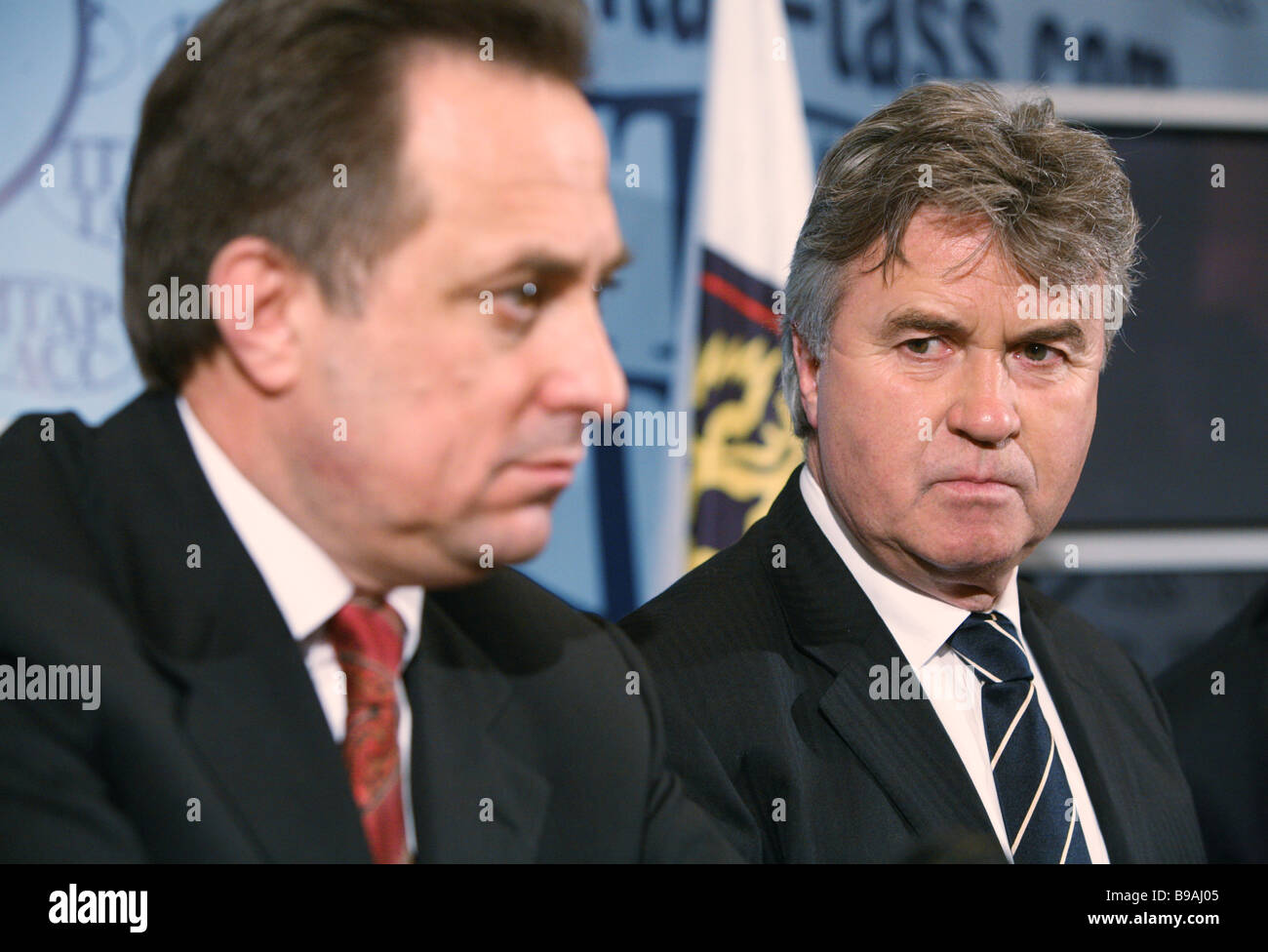 Dutch soccer expert Gus Hiddink Russia s national team head coach right ...