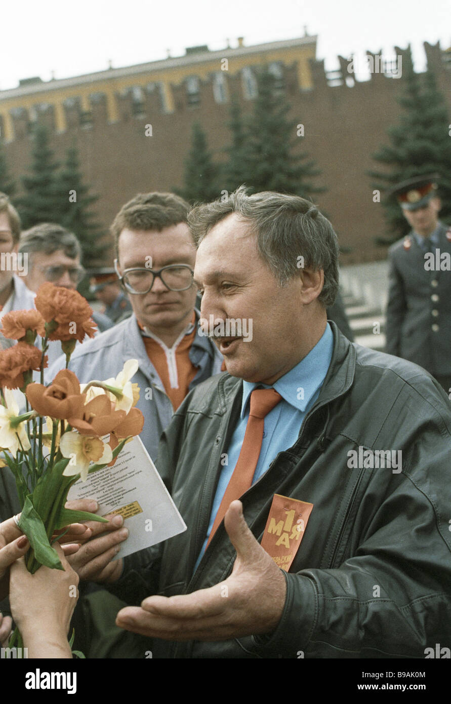 General Albert Makashov speaking at the meeting of communist party ...