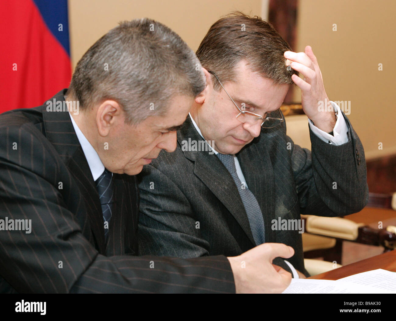 Russia s chief sanitary officer Gennady Onishchenko and Russian Health ...