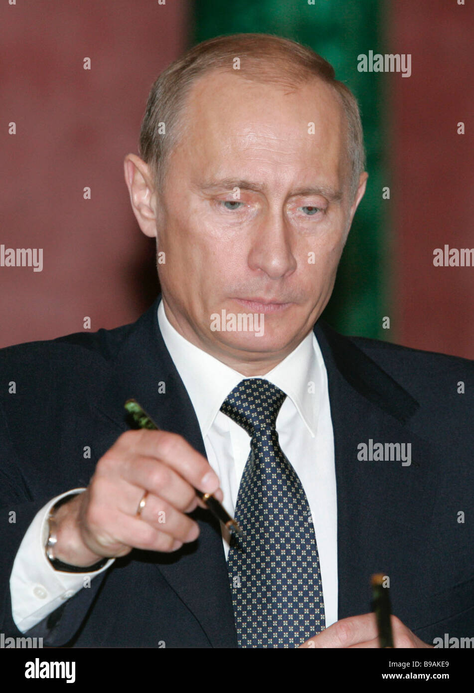 Russian Signs High Resolution Stock Photography and Images - Alamy