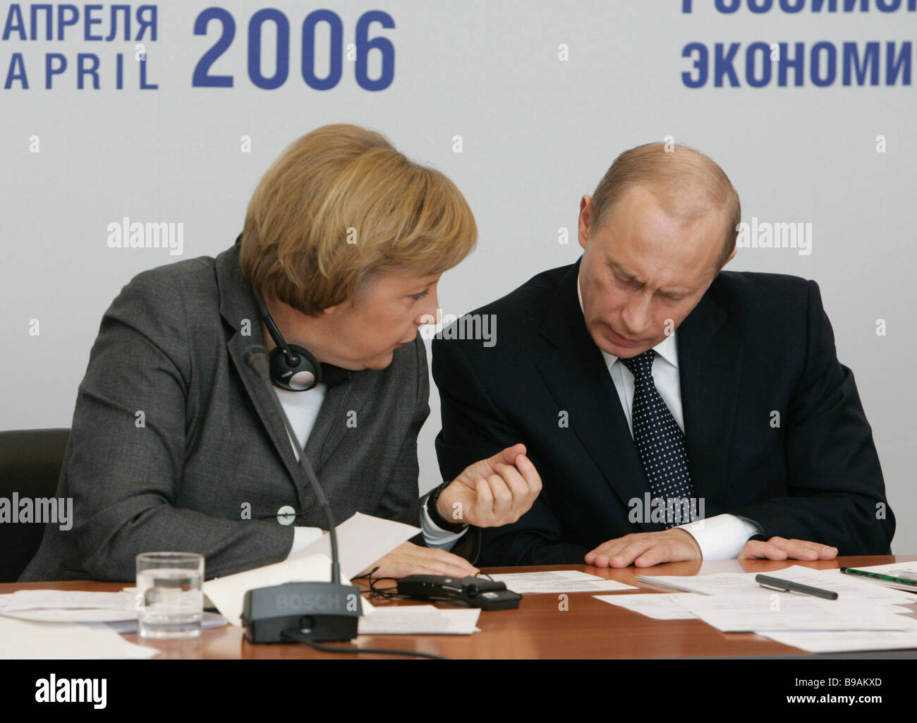 German Federal Chancellor Angela Merkel and Russian President Vladimir ...