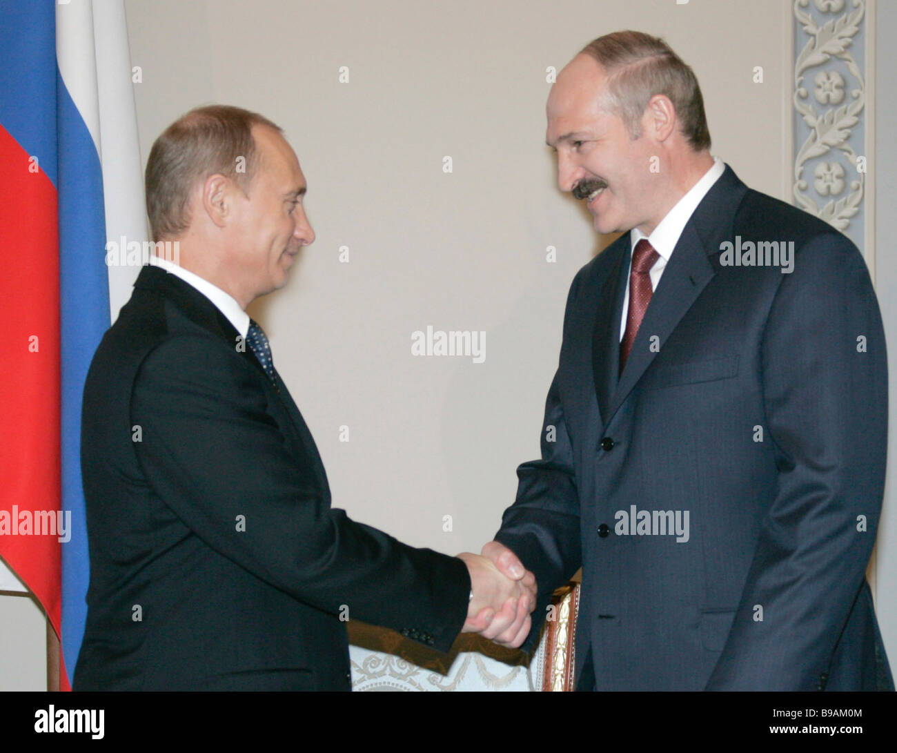 Presidents Alexander Lukashenko of Belarus and Vladimir Putin right to ...