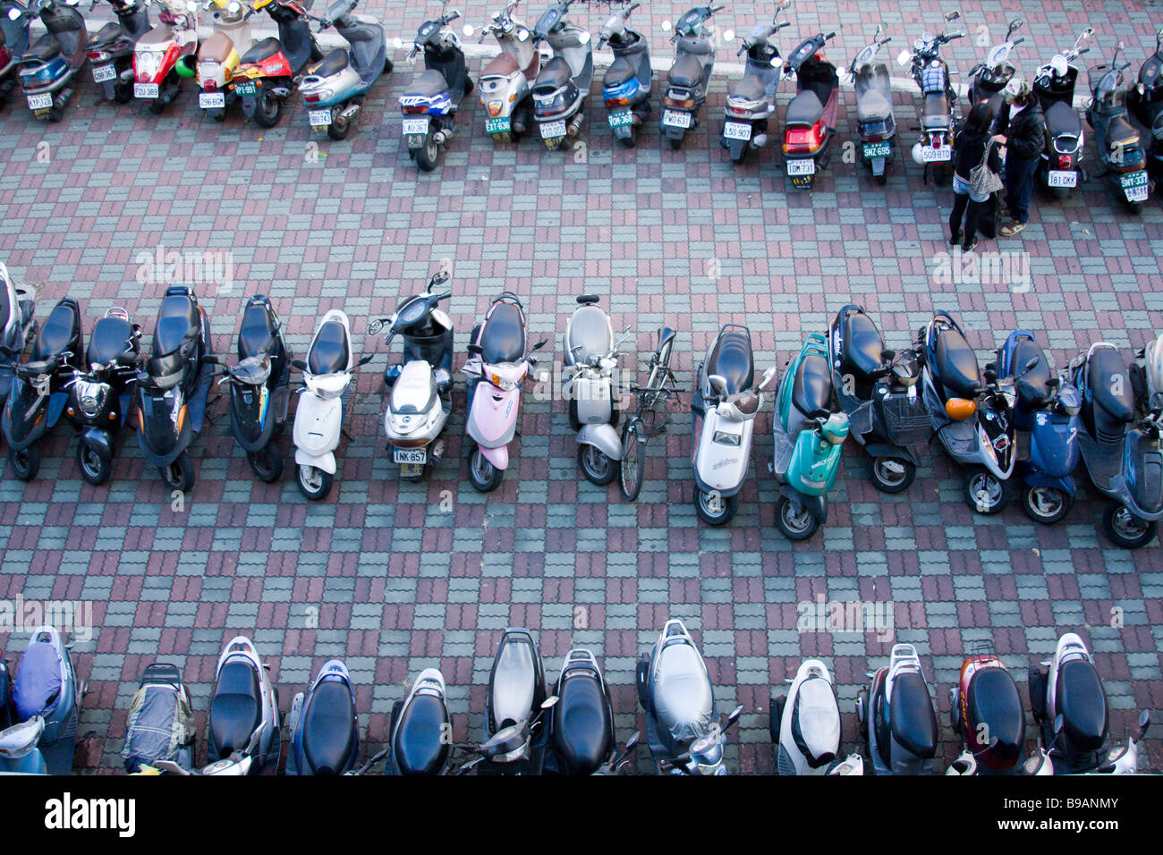 Aerial motorbikes motorcycles hi-res stock photography and images - Alamy