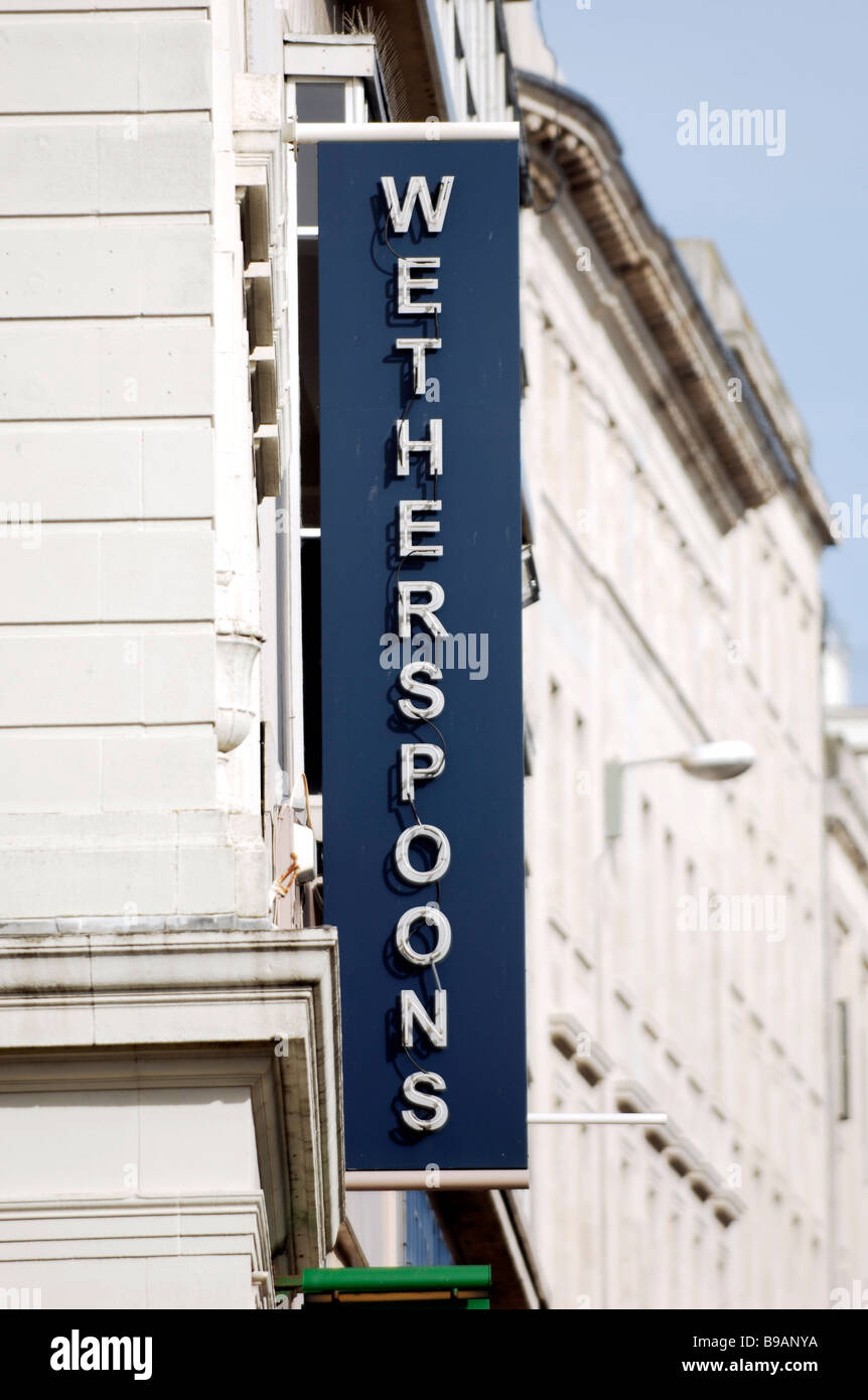 Wetherspoons Stock Photos & Wetherspoons Stock Images - Alamy