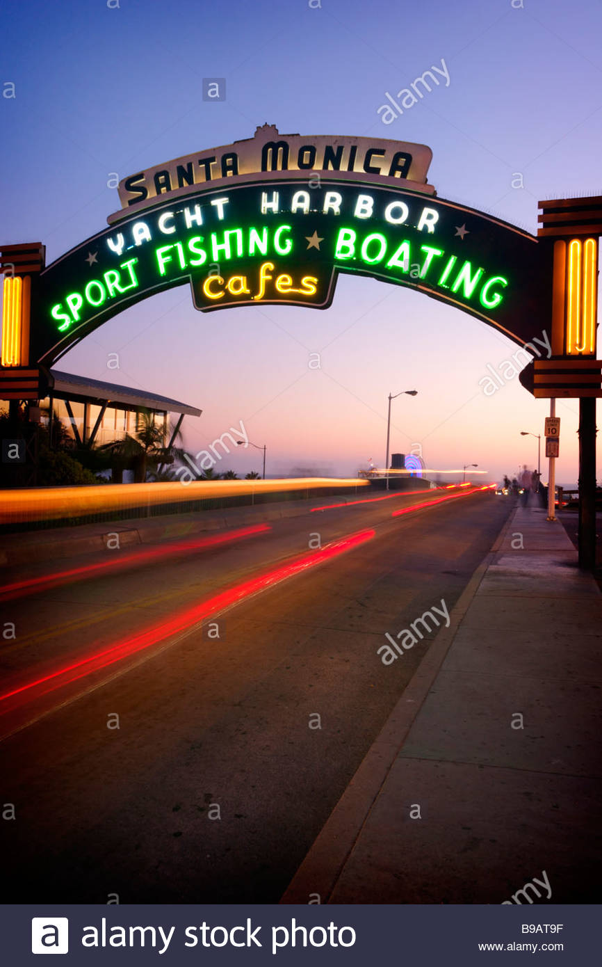 California Neon Sign High Resolution Stock Photography and Images - Alamy