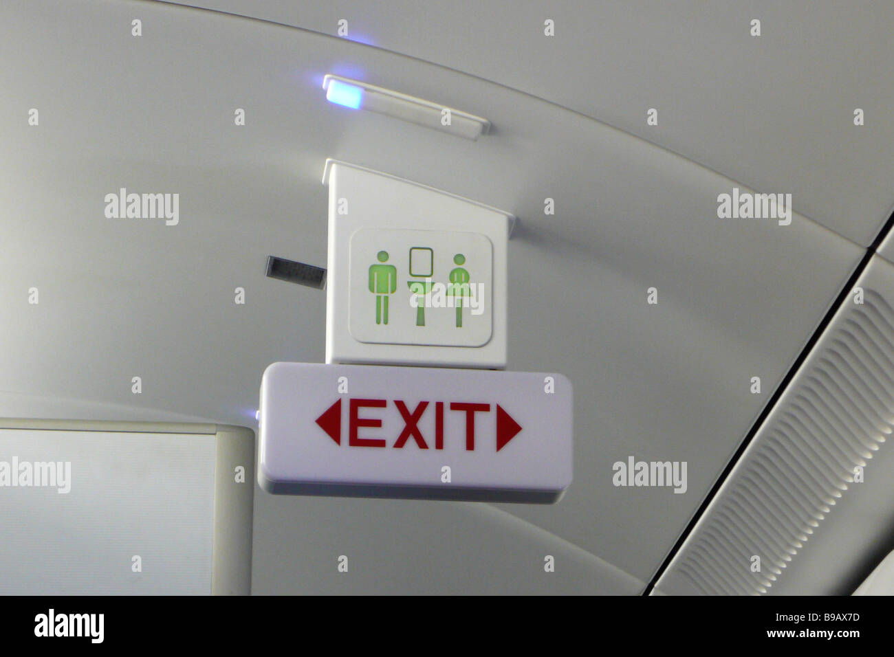 Plane exit hi-res stock photography and images - Alamy